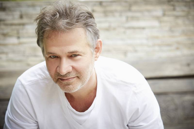 Biografia de Nelson Freitas - Tudo sobre o ator | RESUMO